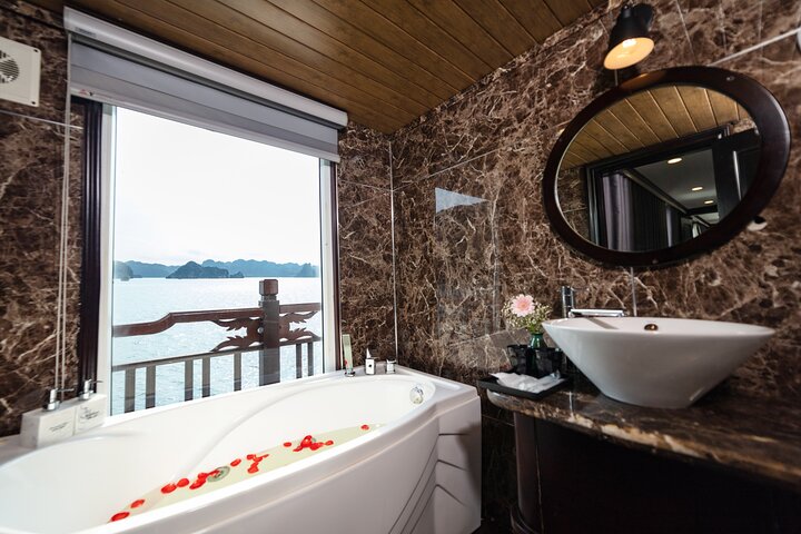 Halong Amanda Cruise 3 Days - Halong Amanda Cruise
